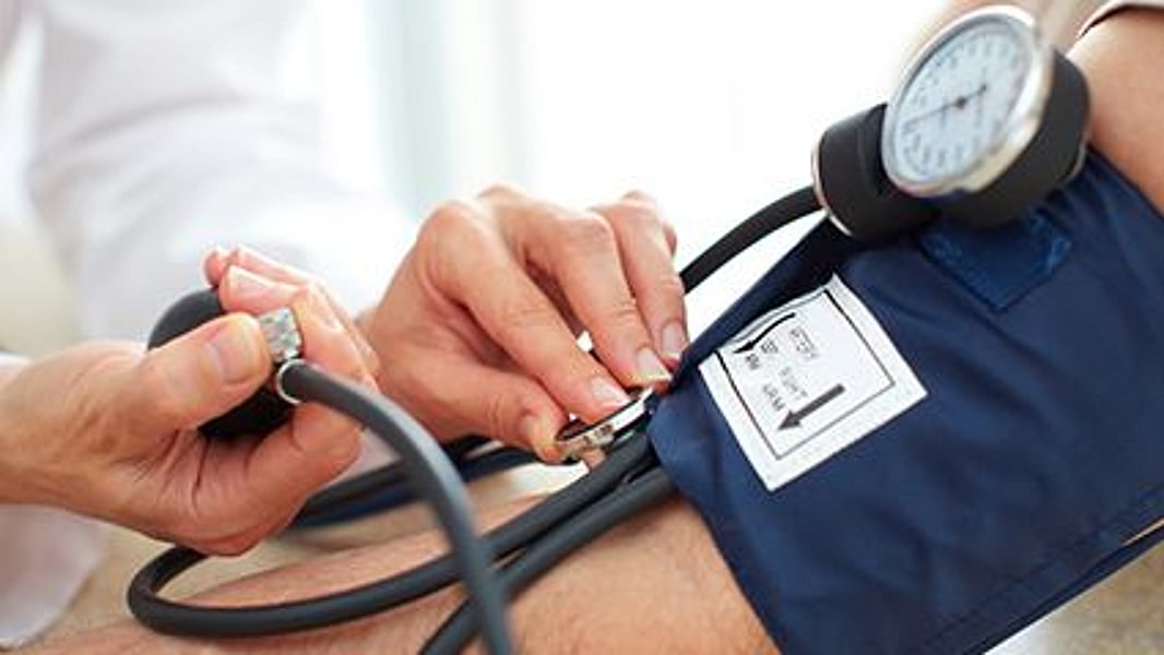 USPSTF Reaffirms Benefit of Hypertension Screening for Adults ... USPSTF Reaffirms Benefit of Hypertension Screening for Adults ...